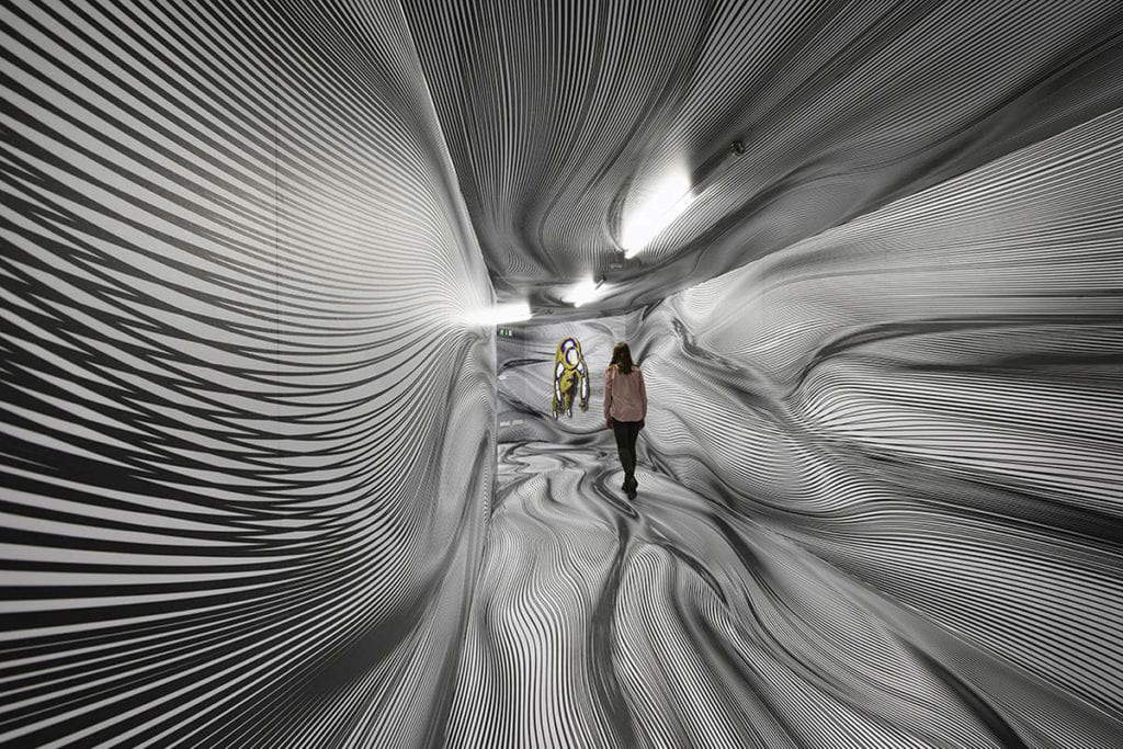 The Wonders of Optical Art: 5 Defining Features