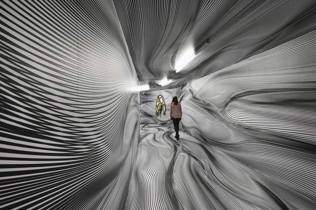 The Wonders of Optical Art: 5 Defining Features