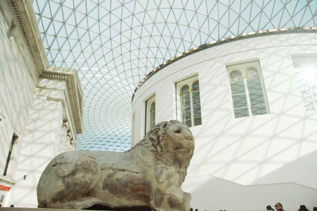 18 Free Online Museum Tours To Enjoy Without Leaving Your Couch