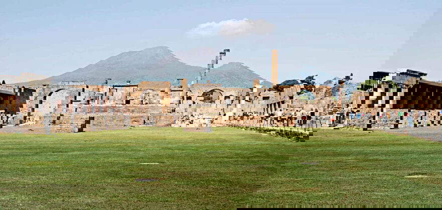 Who Were the Flavian Emperors? (8 Facts)