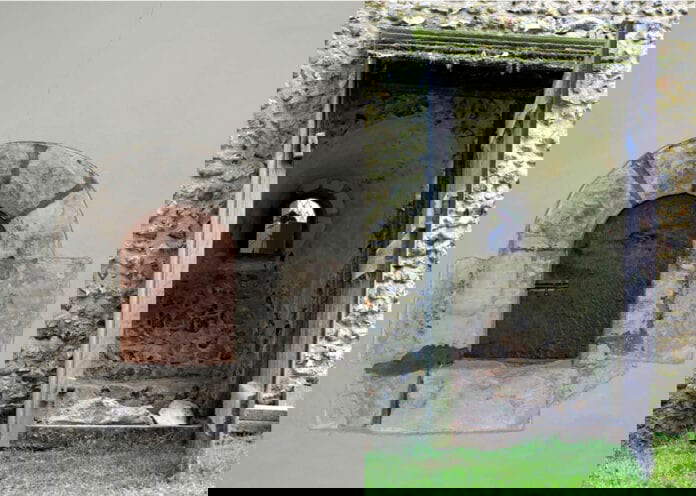 Anchorites: Medieval Women And Men Walled Up Alive