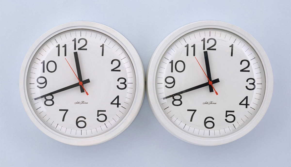 Felix Gonzalez-Torres: Haunting Works of an Artist Afflicted with AIDS