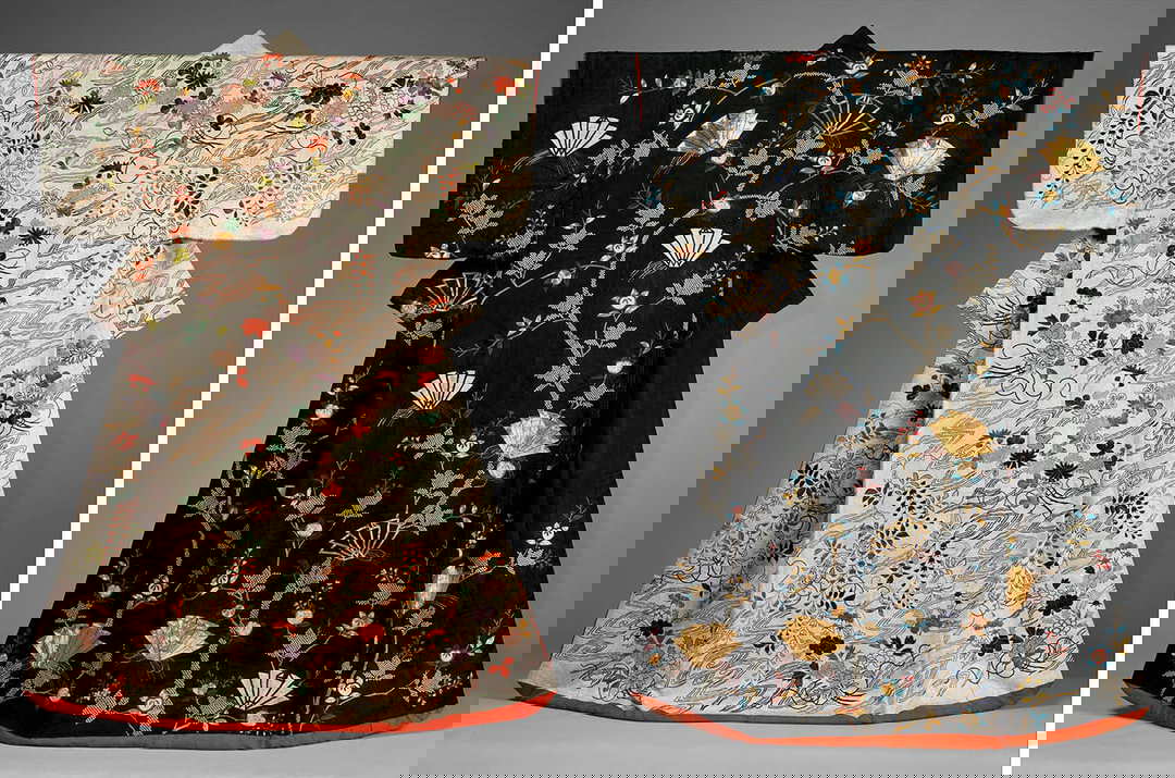 The Evolution of the Japanese Kimono: From Antiquity to Contemporary