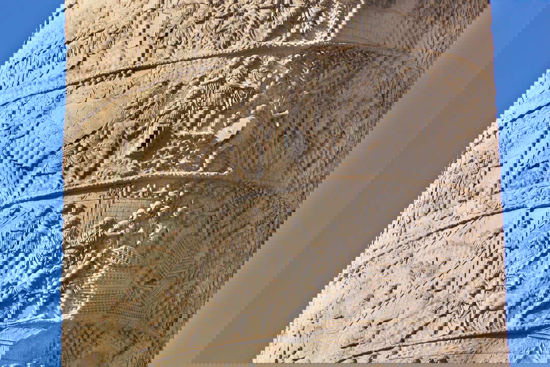 Trajan’s Column: The Ancient Roman Movie Carved In Marble