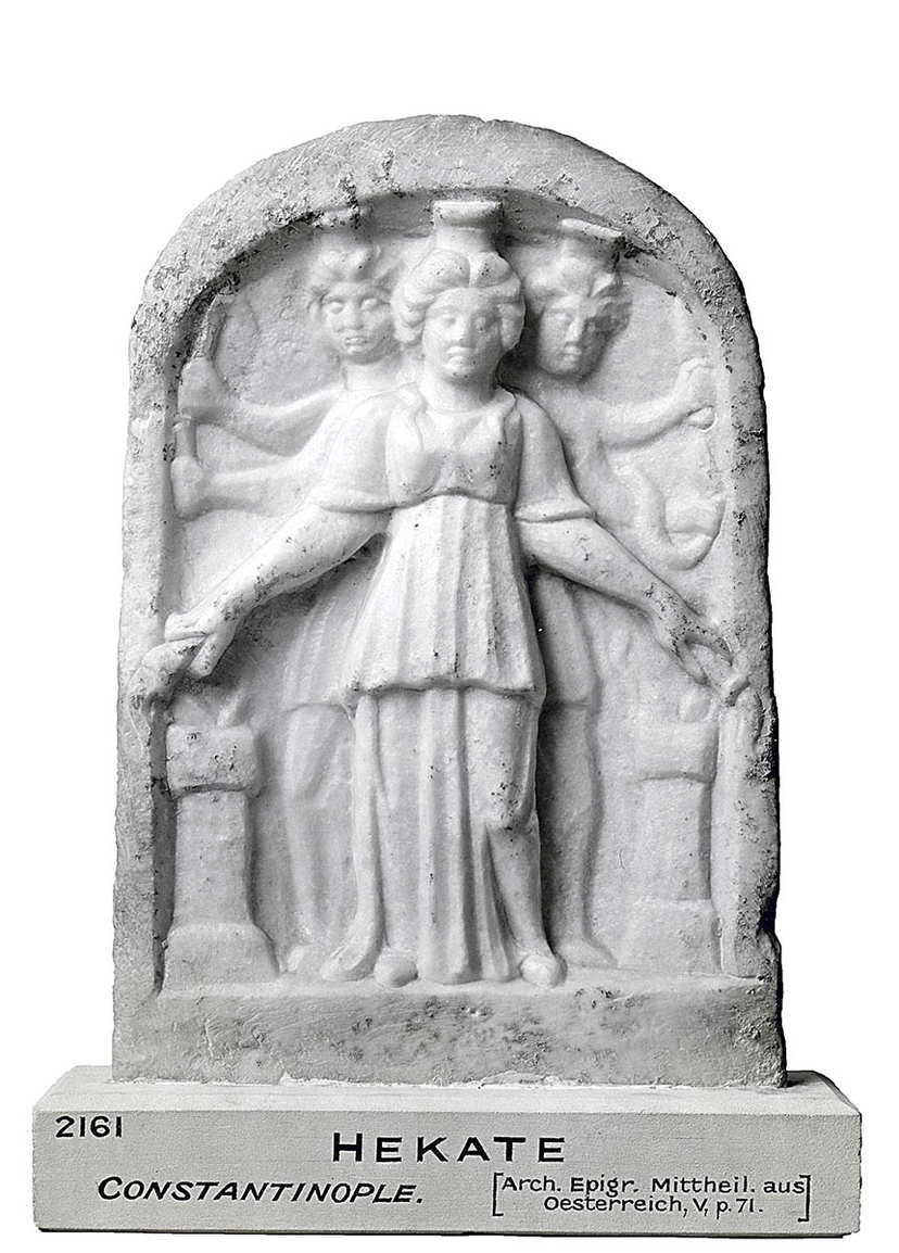 Who Were The Chthonic Greek Gods? 5 Gods & Their Myths