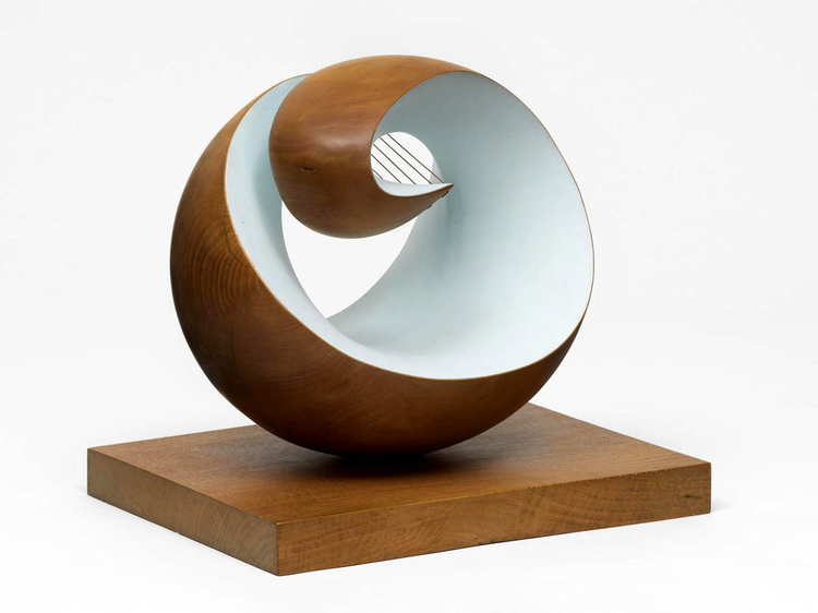 What Were the Key Influences in Barbara Hepworth’s Art?