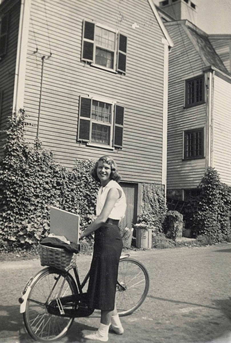 Sylvia Plath: How the Famous Poet Struggled With Mental Illness