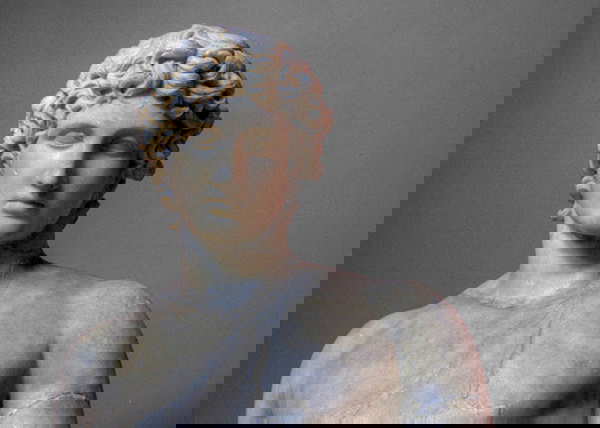 Who Was Zeus Married to? (His 6 Best-Known Wives)