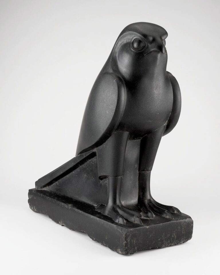 Horus: The Curious Egyptian God of the Sky