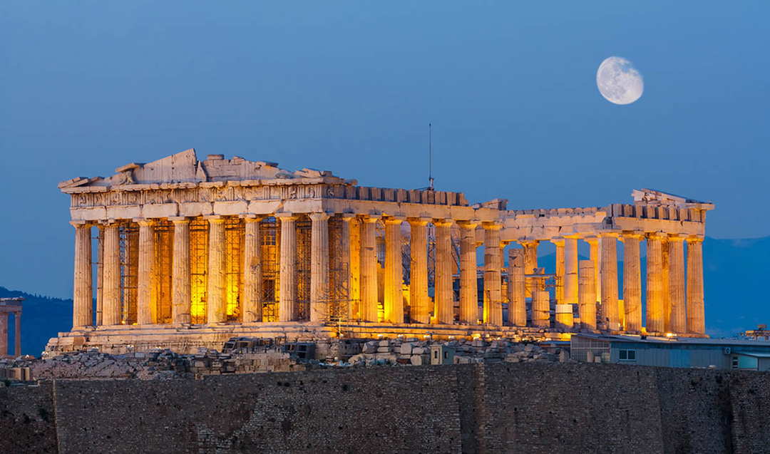 What is the Difference between the Parthenon and the Pantheon?