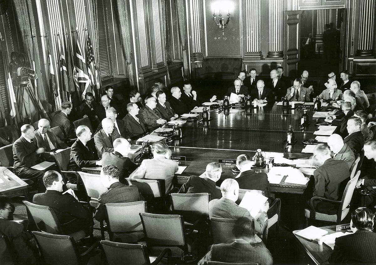 NATO vs. Warsaw Pact: How 2 Powers Opposed Each Other