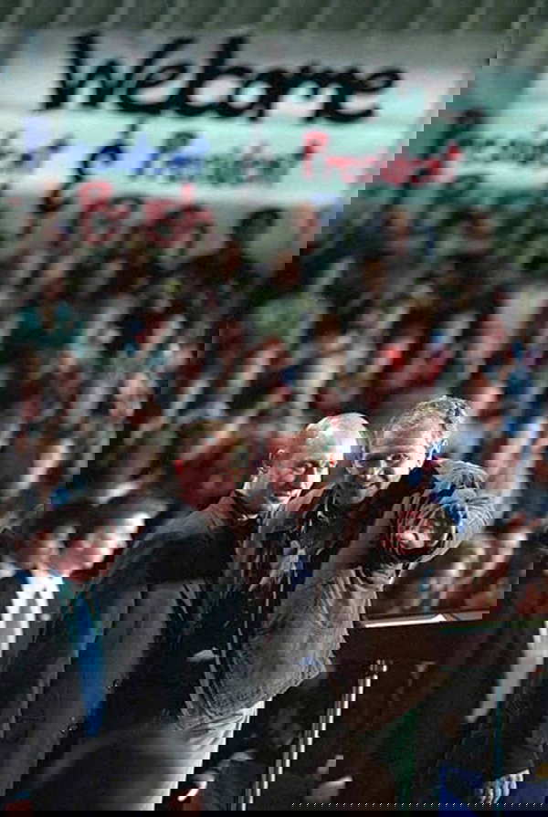 Vladimir Putin’s Russia: Trying to Rebuild the Soviet Era?