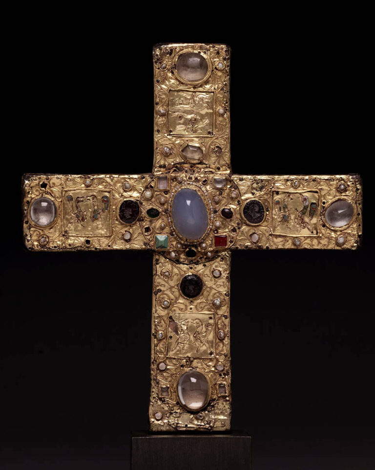 Medieval Artwork: Jewels of the Middle Ages