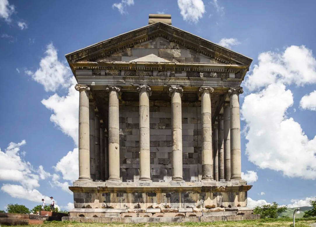 What Are the Most Famous Roman Temples of All Time?