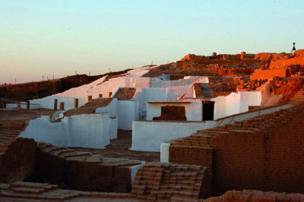 5 Ancient Lost Cities That Were Rediscovered