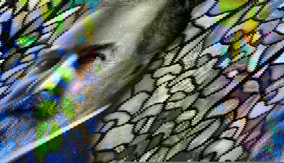 Louis Comfort Tiffany: The Man Behind the Iconic Tiffany Lamps