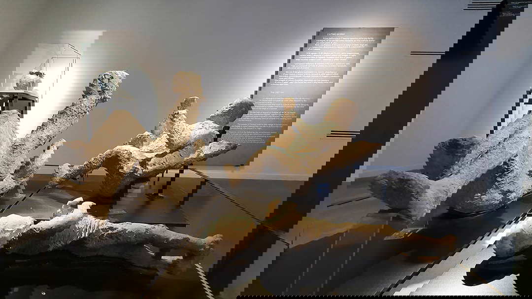 Why Is the Eruption of Mount Vesuvius so (In)famous?