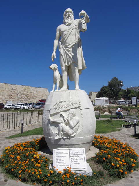 6 Key Facts About Diogenes of Sinope and the School of Cynicism