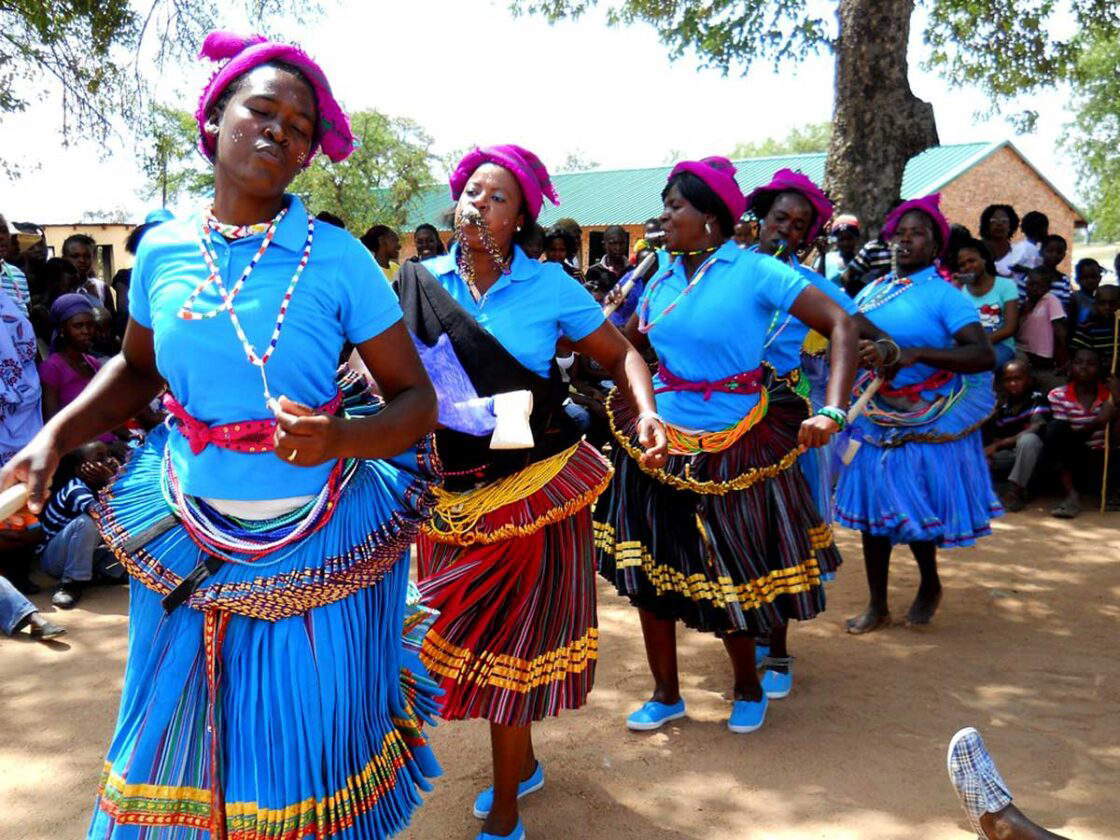 5 South African Languages and Their Histories (Nguni-Tsonga Group)