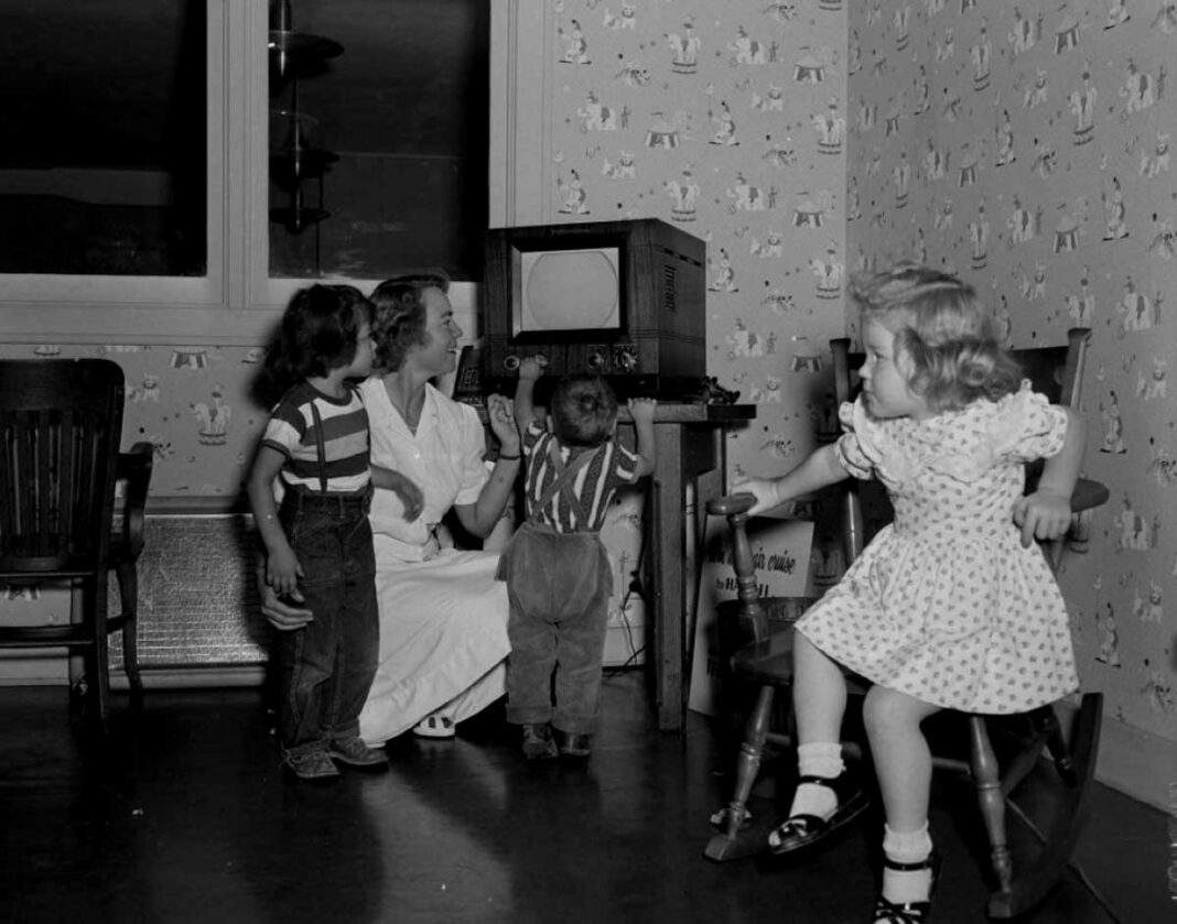 The Counterculture Hippie Movement of the 1960s and 1970s