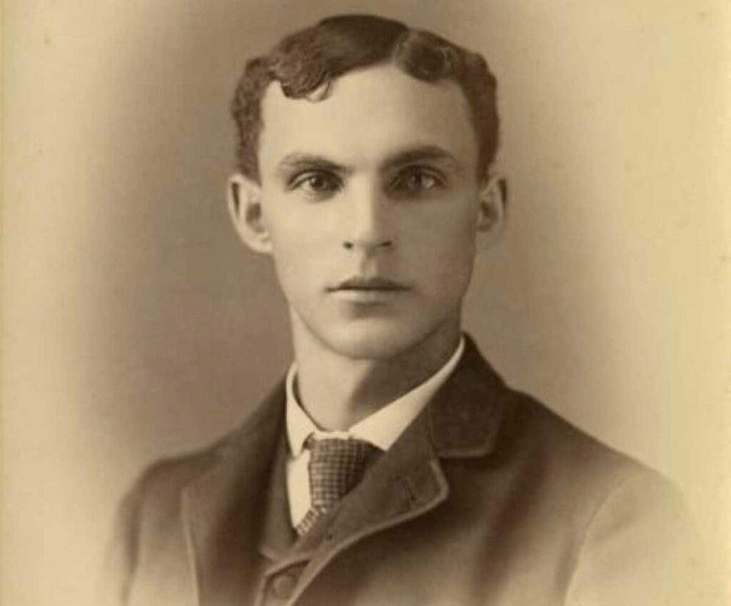 Henry Ford’s Contribution to the Automobile Industry & Mass Production