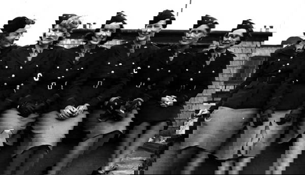 How Women Entered the Workforce in World War II