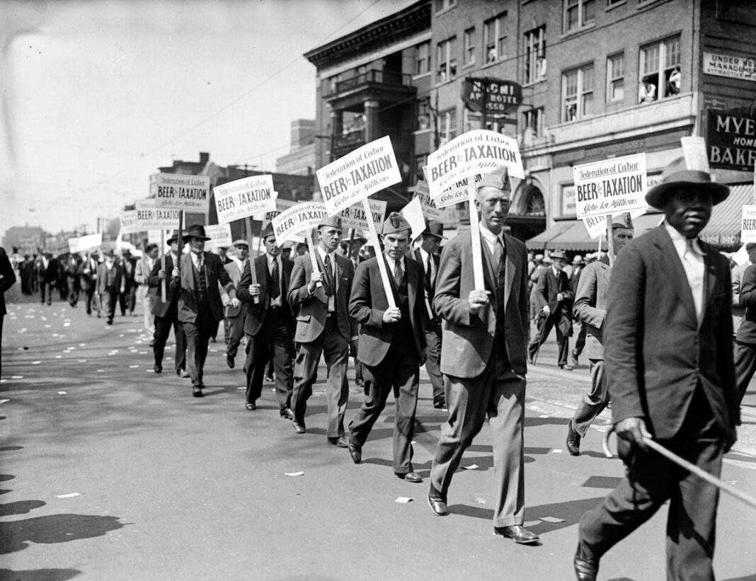 Bootleggers & Speakeasies: The Underworld of the Prohibition Era