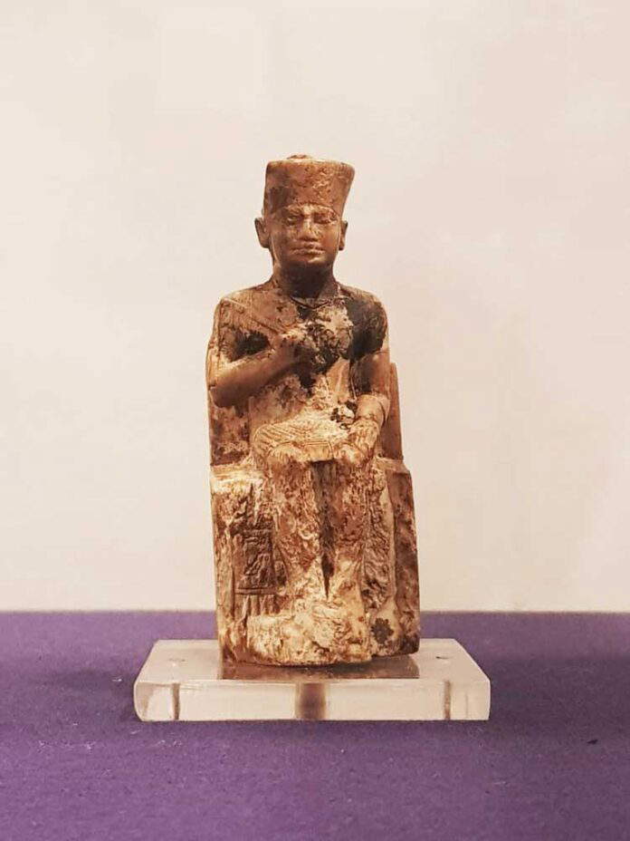 Khufu and the Magician (& 3 More Egyptian Tales from Papyrus Westcar)