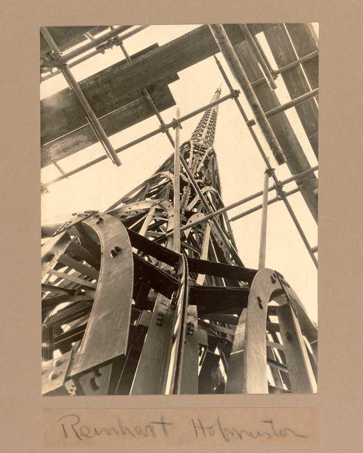 Who Designed the Chrysler Building in New York?