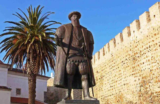 Vasco da Gama: Explorer & Adventurer