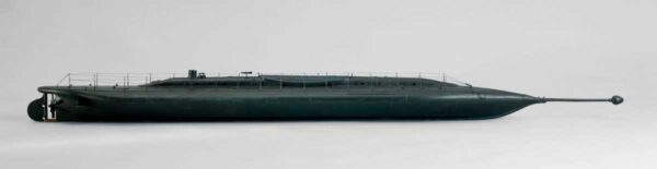 The History of Submarines: From Science to Stealth