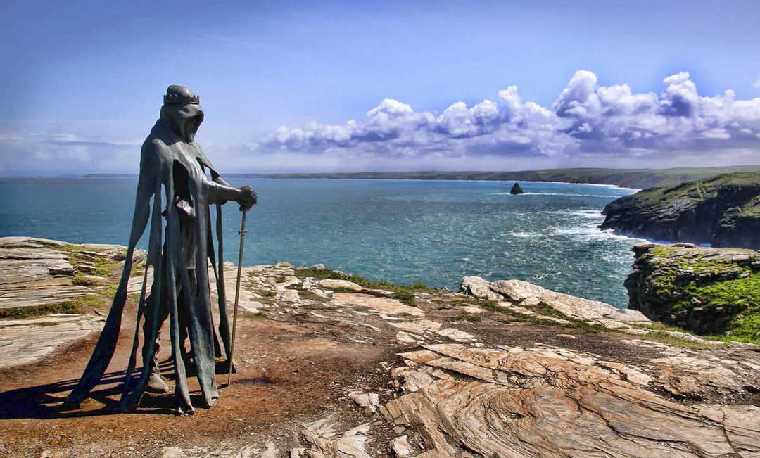 How Did the Fall of Roman Britain Create King Arthur?