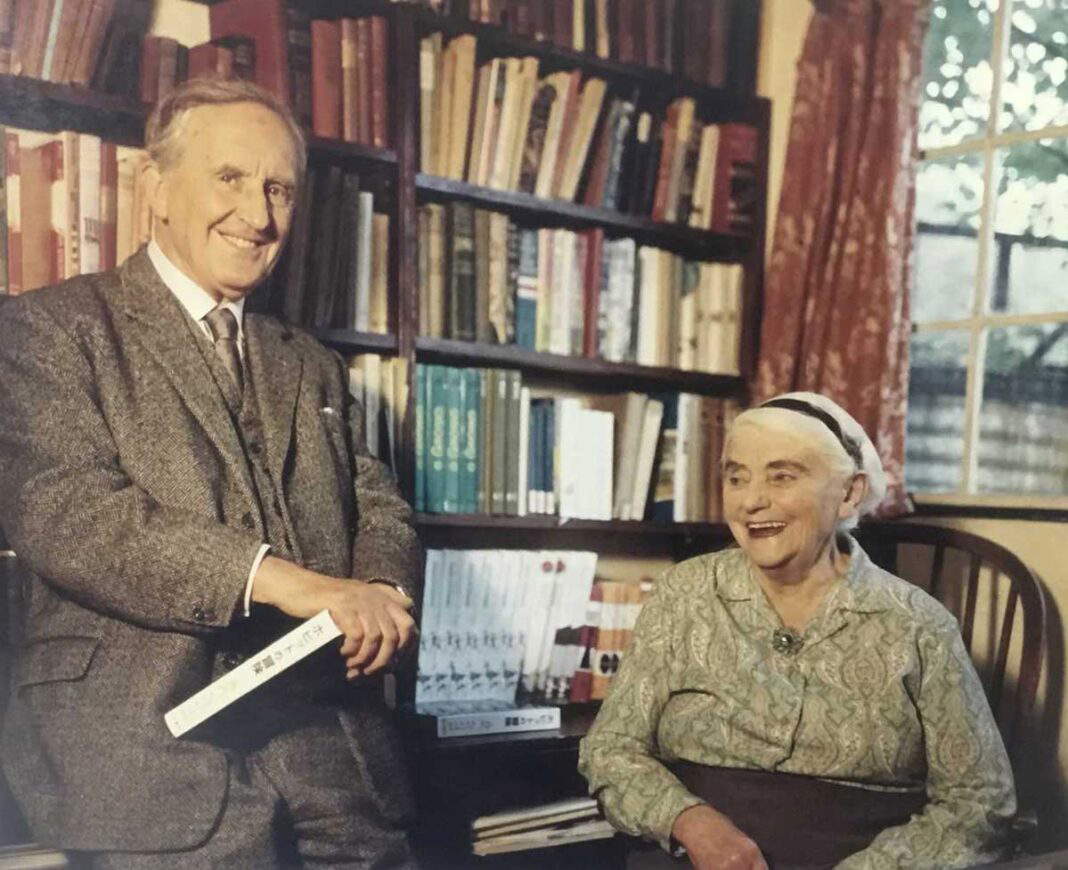 Tolkien’s Legendarium: Mythological Writings Beyond Lord of the Rings