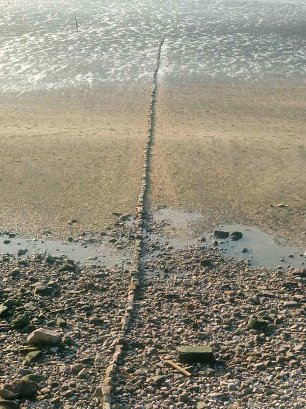 Andy Goldsworthy: Co-Authorship With the Earth through Land Art