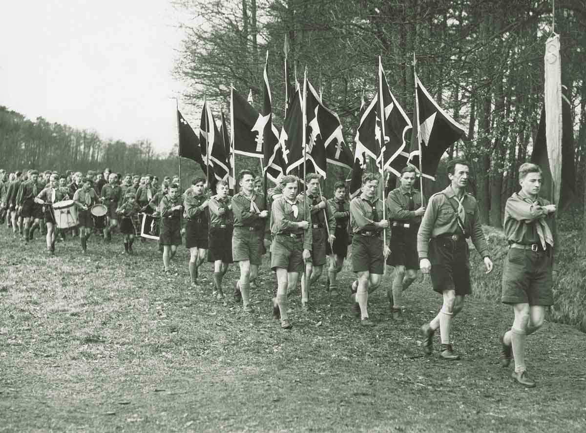 4 German Youth Resistance Groups that Opposed the Nazis