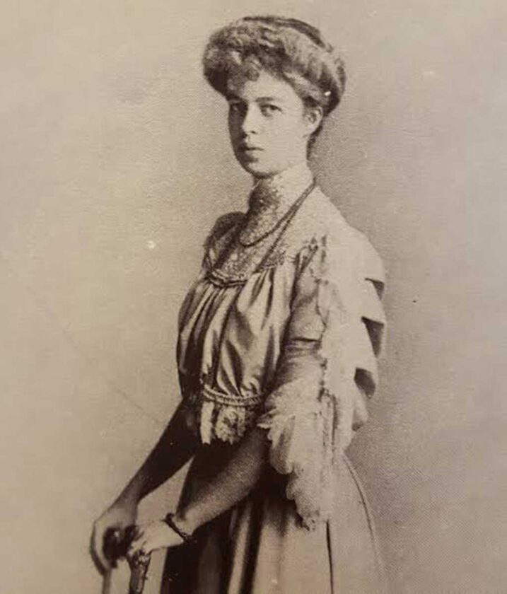 Eleanor Roosevelt’s Early Life: The Beginning of Her Legacy