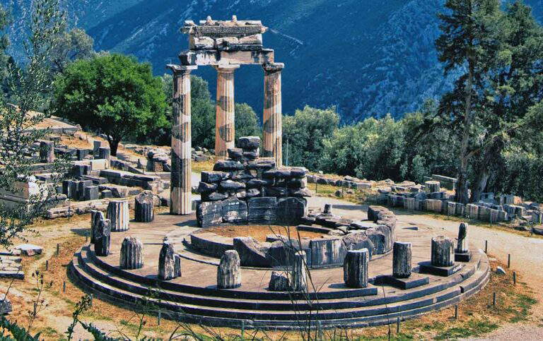 Delphi: A Guide to the History of the Ancient Site