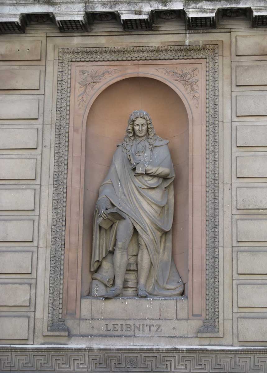 Gottfried Leibniz’s Monadology: Do Souls Exist in Space?