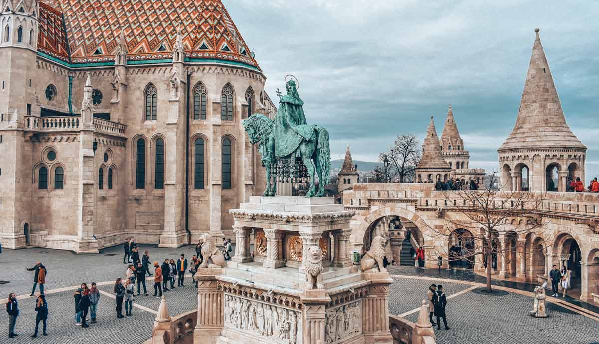 What Are the 8 Best Art Attractions in Budapest? (local tips)