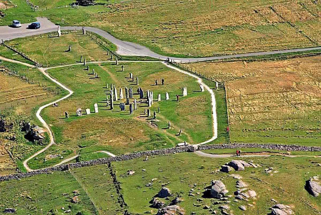 4 Awe-Inspiring Neolithic Monuments in the British Isles