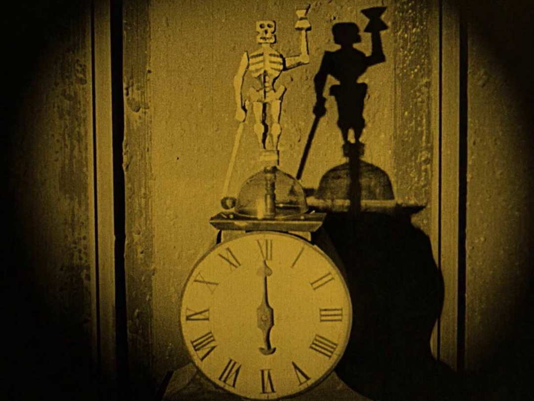 How Did German Expressionism Shape Film Noir?