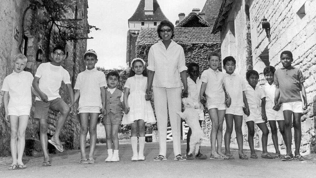 Josephine Baker: An American Dancer in the French Resistance