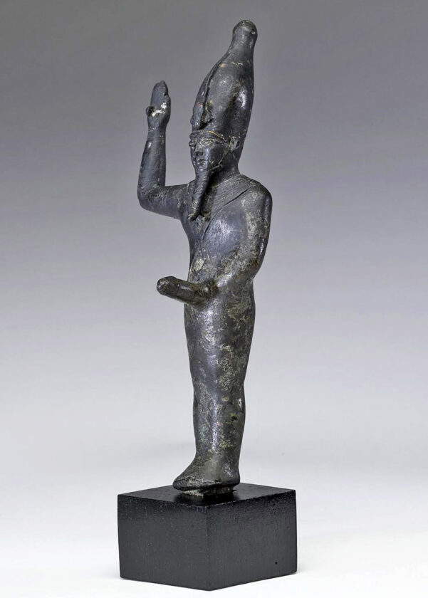 Amun: The Egyptian God of Creation & King of the Gods