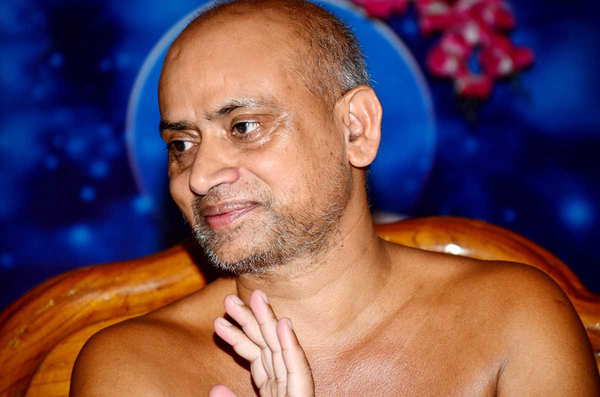 Who Was Mahavira? The Founder of Jainism