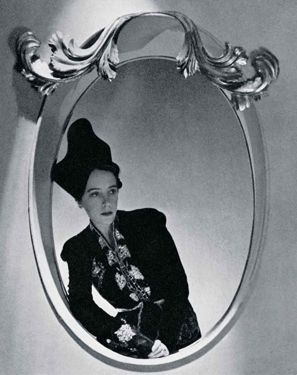 7 of Elsa Schiaparelli’s Greatest Artistic Collaborations