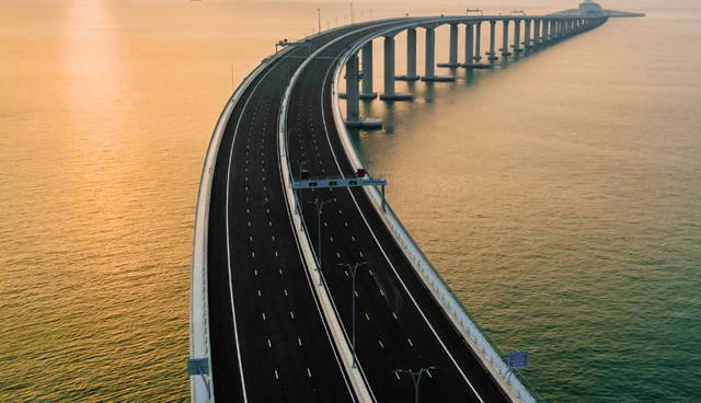 What Are the 5 Longest Bridges in the World?
