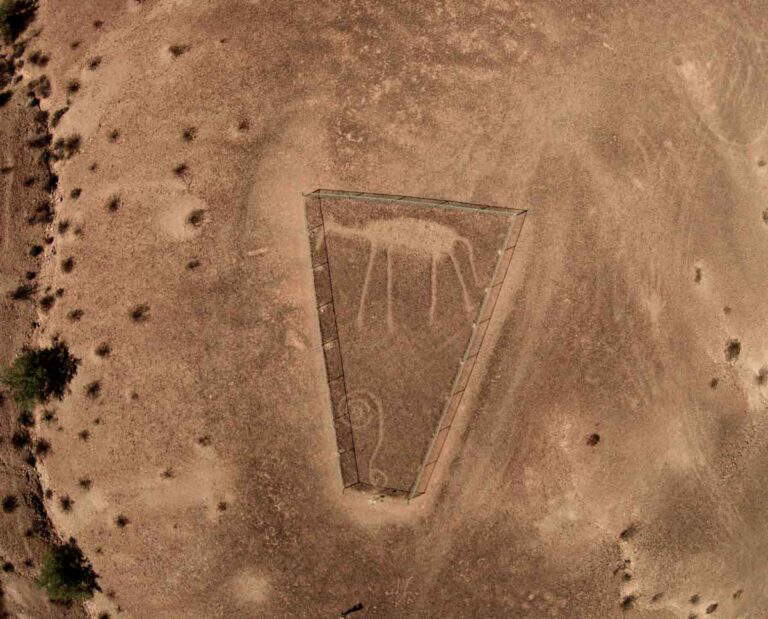 6 Lesser-Known Geoglyphs Outside of Nazca