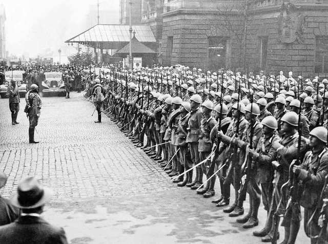 The Treaty of Versailles: An Overview of Its Contents & Effects