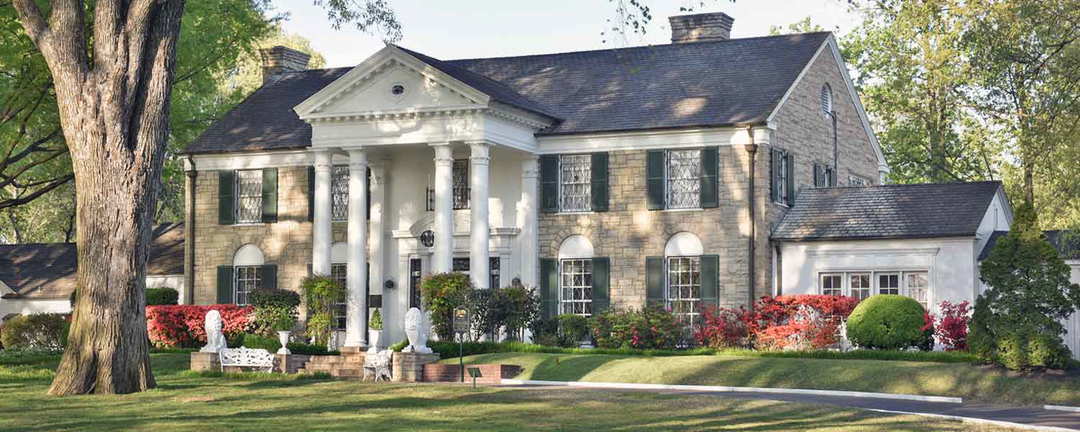 10 Amazing Facts About Elvis Presley