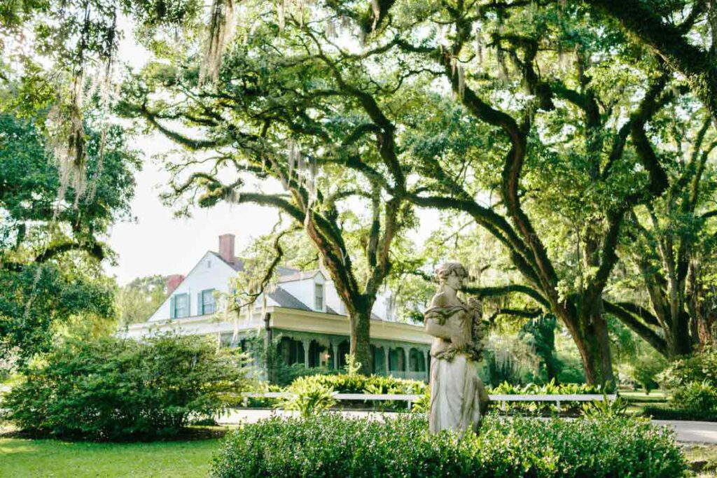 6 Haunted Historical Sites That Will Scare Your Socks Off